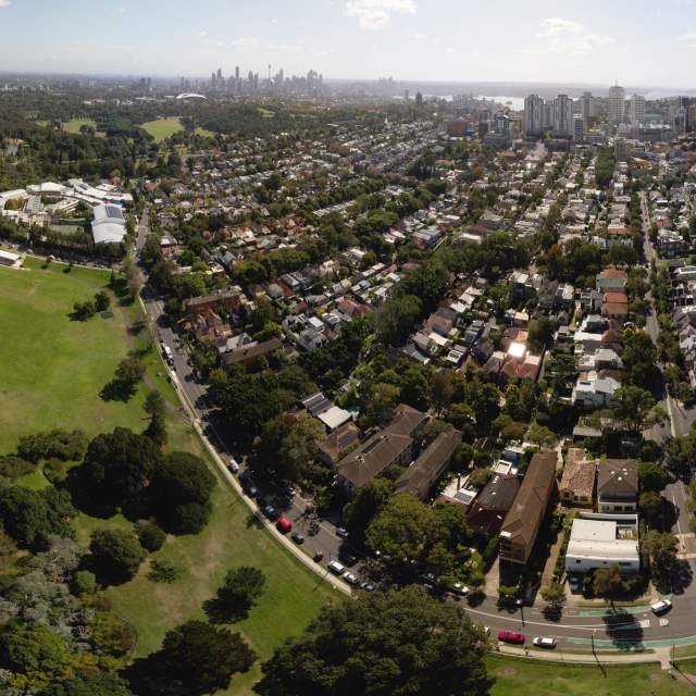 Andrew Lowy on Kuula